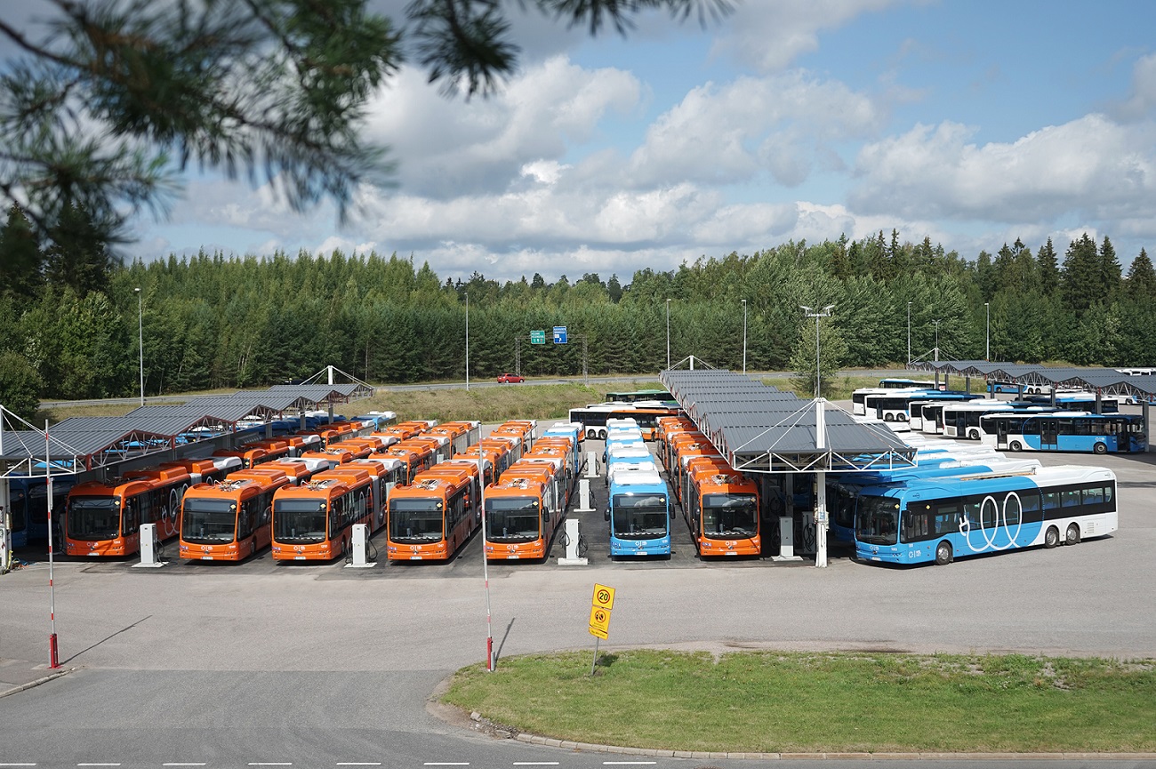 Los primeros eBuses BYD llegan a la capital de Finlandia